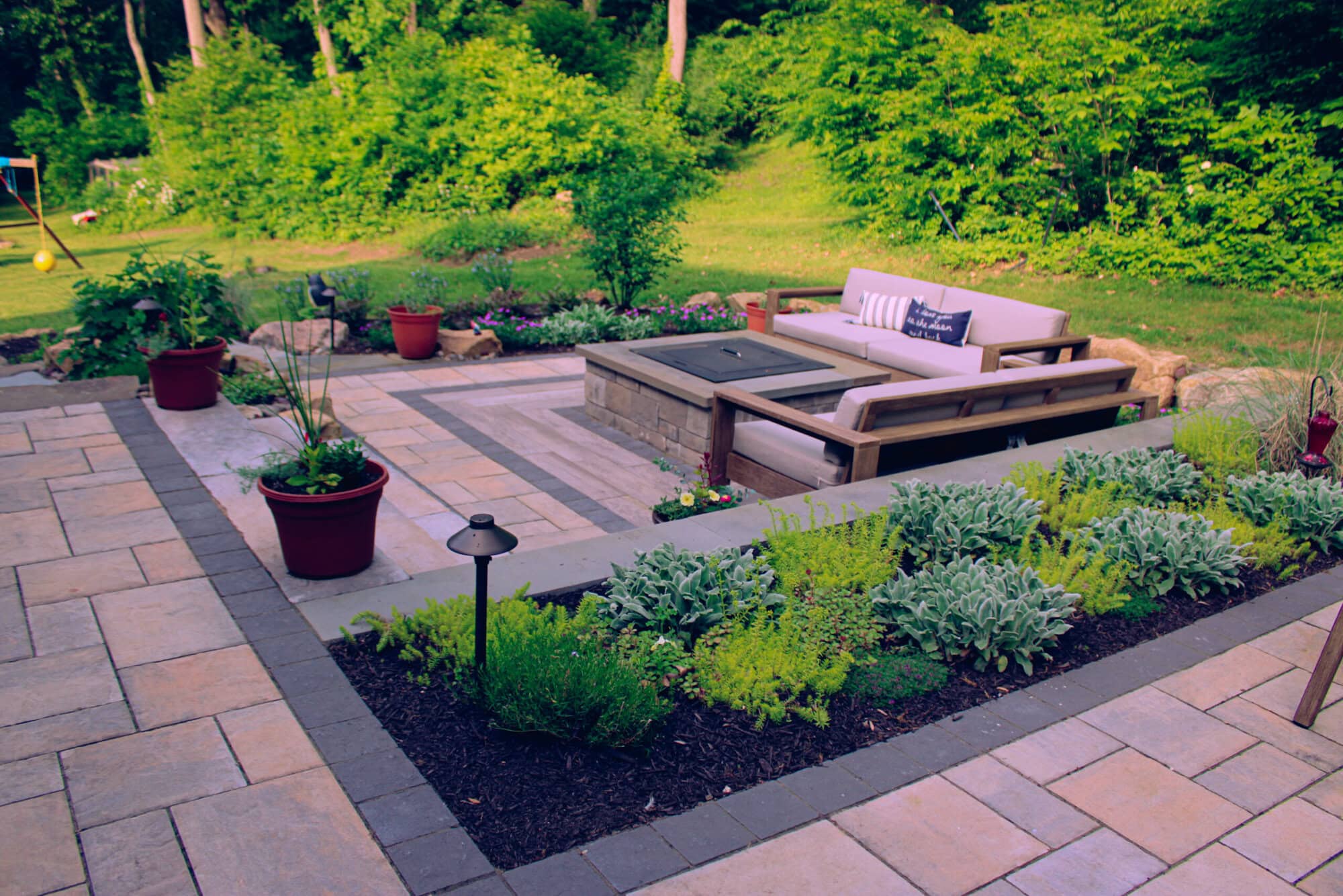 Landscaping Trends for 2025: What's "In" for Outdoor Living and Design ...