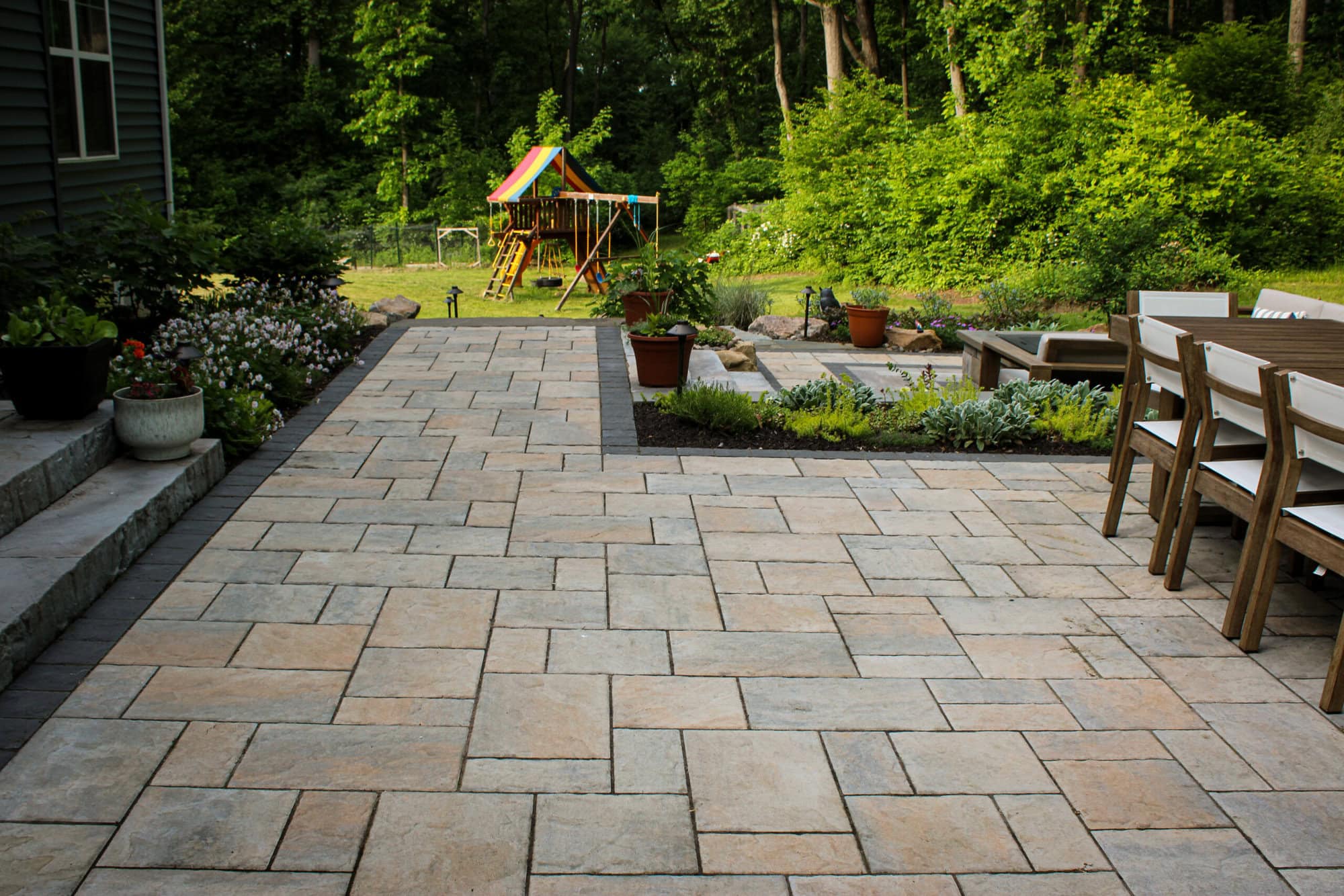 Transform Your Outdoors with a Techo-Bloc Pro Contractor - Whitehouse ...